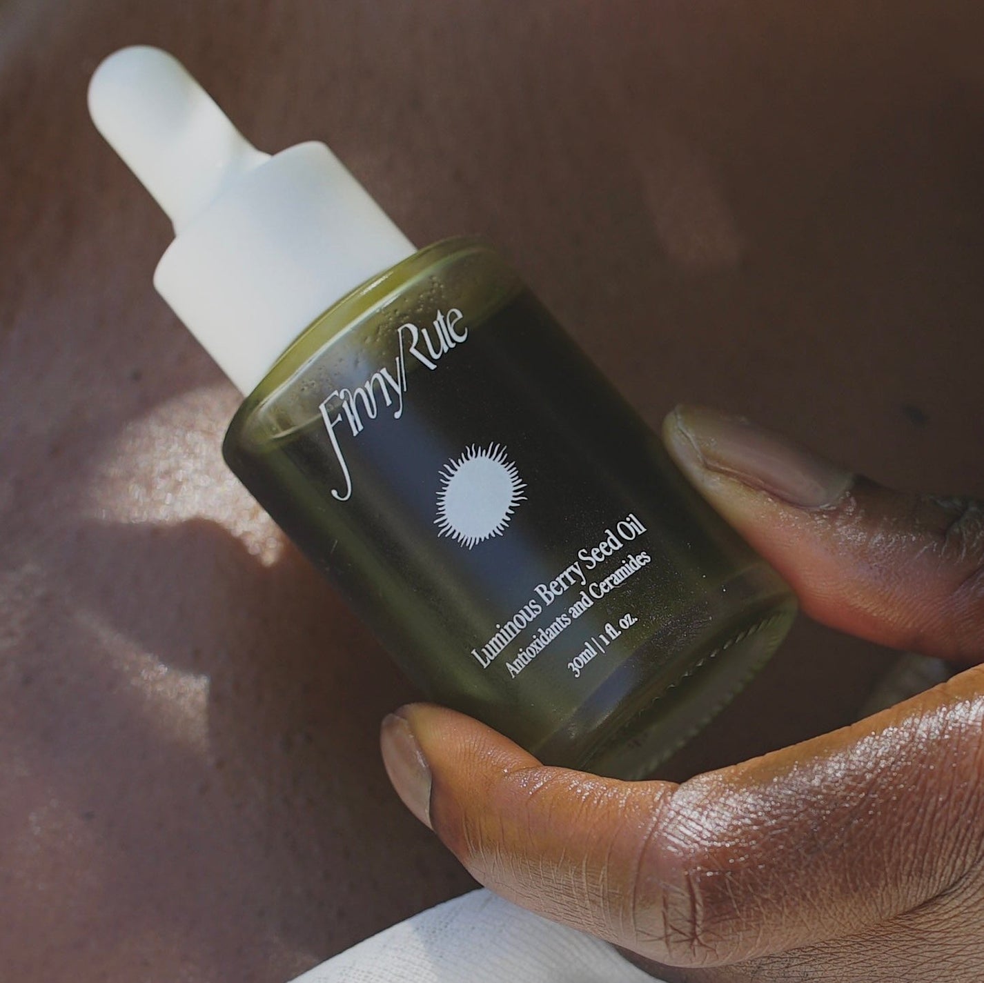 Luminous Berry Seed Oil w/ Antioxidants and Ceramides – Finny Rute